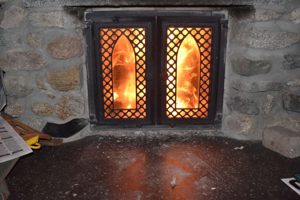 Best Fireplace Glass Cleaner Showdown 2022 – Iheatwithwood